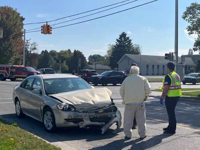 One hurt in two-car crash on Ripley Boulevard | News, Sports, Jobs ...